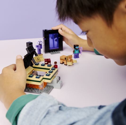 Lego® Minecraft® Nether & End Portal Journey Gamer Toy 21584